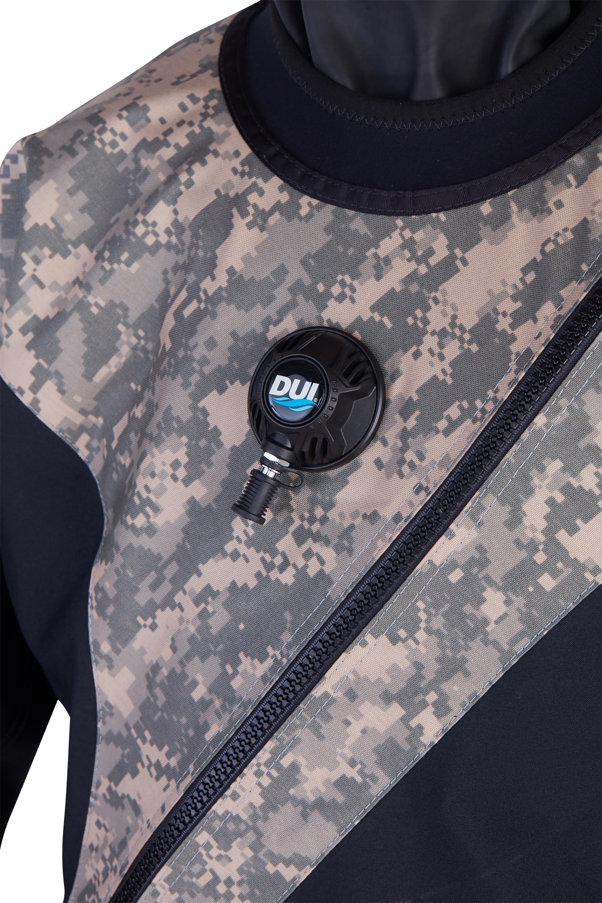 Drysuit Thermal Insulation Dry Suits Worn by the Best Divers | DUI