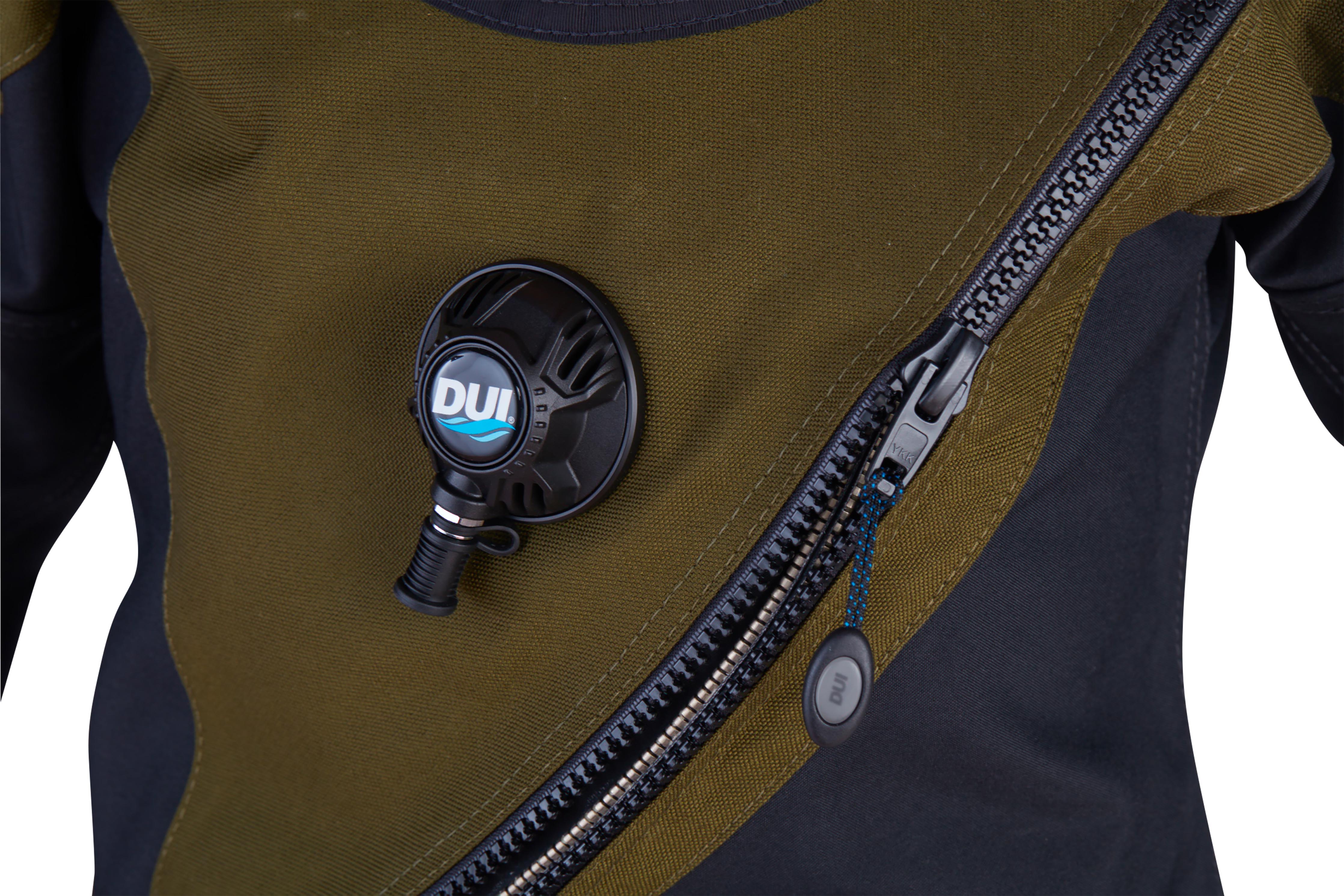 Drysuit Thermal Insulation Dry Suits Worn by the Best Divers | DUI