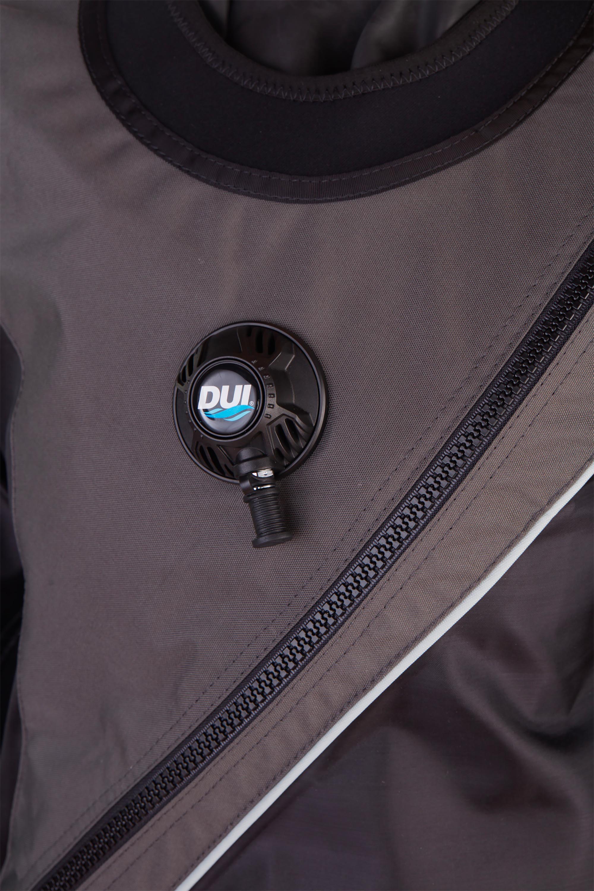 Drysuit Thermal Insulation Dry Suits Worn by the Best Divers | DUI